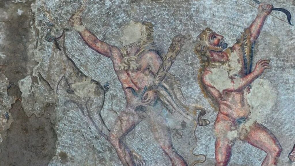 Ritrovato mosaico raffigurante le 12 fatiche di Eracle: la scoperta