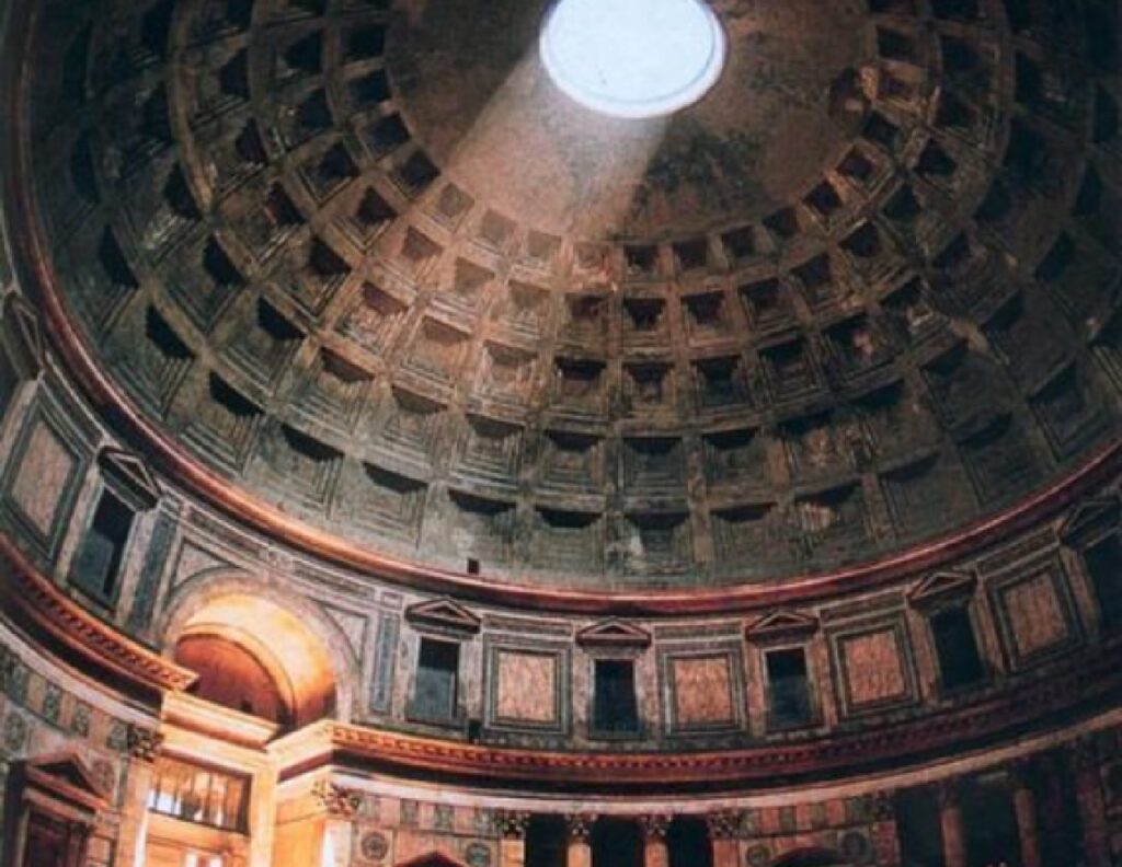 Il Pantheon e uno dei primi giochi di luce della storia